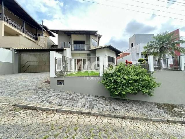 Casa / Sobrado para Venda em Jaraguá do Sul/SC Vila Nova 3 Quartos