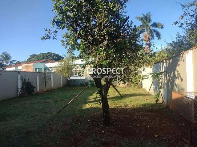 Casa / Sobrado para Venda em Jardinópolis/SP Centro 3 Quartos