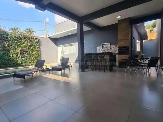 Casa / Sobrado para Venda em Jardinópolis/SP Jardim Sarandy 3 Quartos
