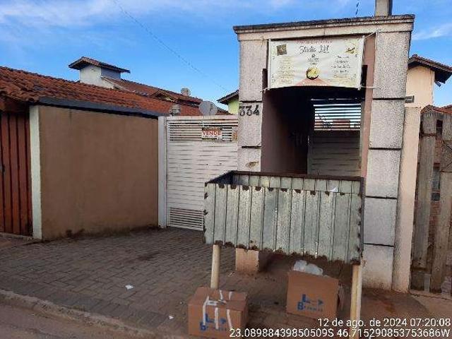 Casa / Sobrado para Venda em Jarinu/SP Vargem Grande 2 Quartos