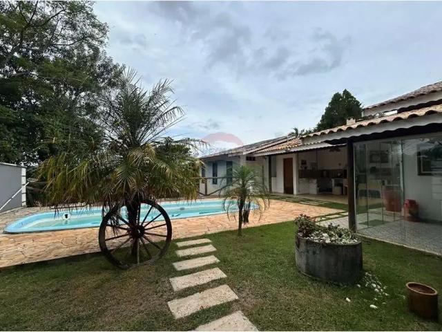 Casa / Sobrado para Venda em Jarinu/SP Maracanã 3 Quartos