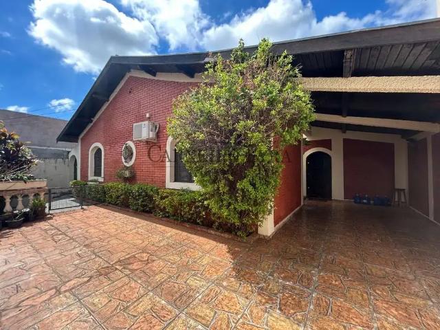 Casa / Sobrado para Venda em Jaú/SP Jardim das Paineiras 3 Quartos