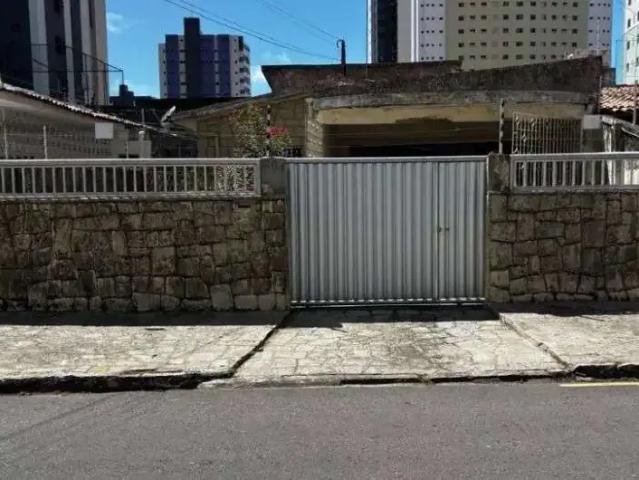 Casa / Sobrado para Venda em João Pessoa/PB Manaíra 4 Quartos