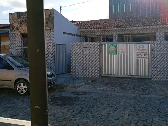 Casa / Sobrado para Venda em João Pessoa/PB Mangabeira 4 Quartos