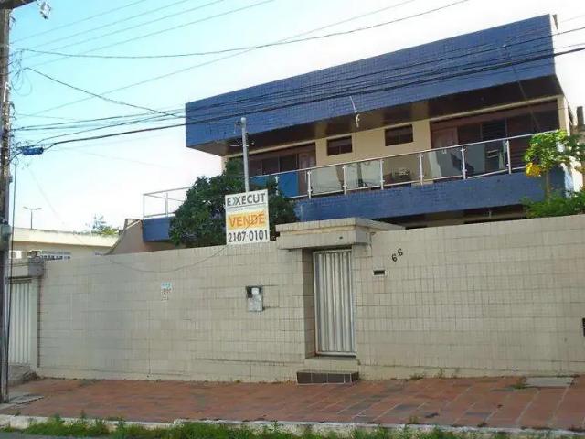 Casa / Sobrado para Venda em João Pessoa/PB Miramar 4 Quartos