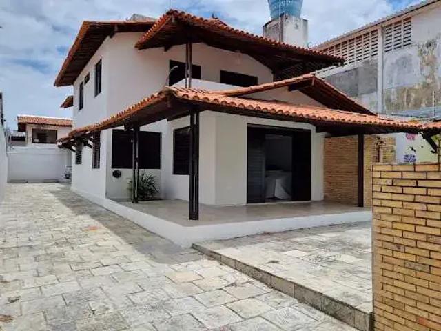 Casa / Sobrado para Venda em João Pessoa/PB Bessa 4 Quartos