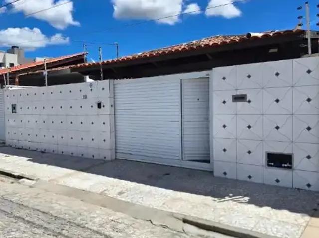 Casa / Sobrado para Venda em João Pessoa/PB Ernesto Geisel 3 Quartos