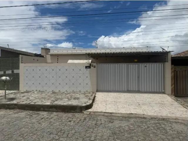 Casa / Sobrado para Venda em João Pessoa/PB Ernesto Geisel 4 Quartos