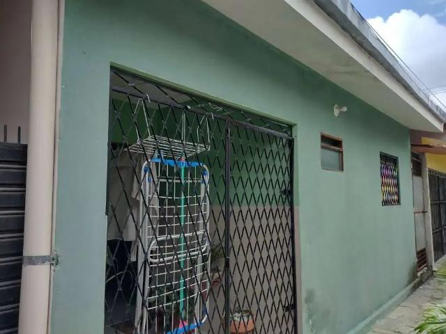 Casa / Sobrado para Venda em João Pessoa/PB Funcionários 2 Quartos