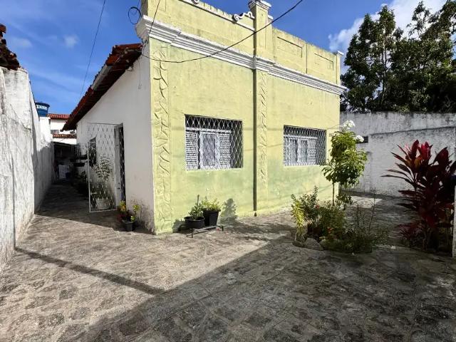 Casa / Sobrado para Venda em João Pessoa/PB Jaguaribe 3 Quartos