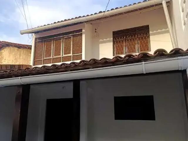 Casa / Sobrado para Venda em João Pessoa/PB Tambiá 3 Quartos
