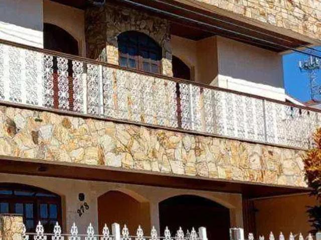 Casa / Sobrado para Venda em Joanópolis/SP Centro 4 Quartos