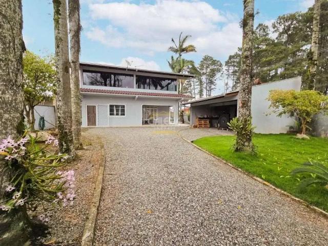 Casa / Sobrado para Venda em Joinville/SC Ulysses Guimarães 4 Quartos
