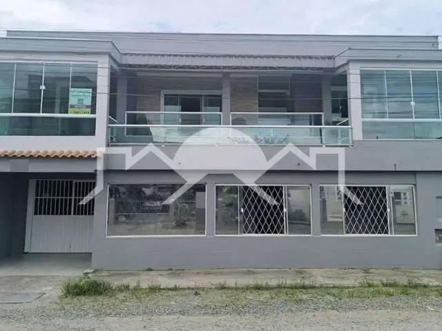 Casa / Sobrado para Venda em Joinville/SC Ulysses Guimarães 7 Quartos