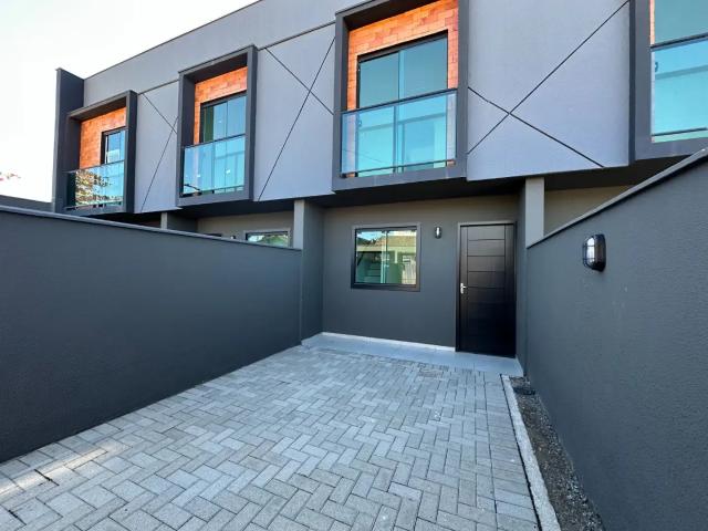 Casa / Sobrado para Venda em Joinville/SC Ulysses Guimarães 2 Quartos
