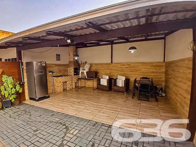 Casa / Sobrado para Venda em Joinville/SC Ulysses Guimarães 3 Quartos