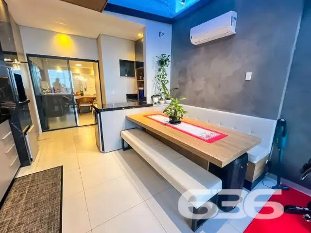 Casa / Sobrado para Venda em Joinville/SC Vila Nova 3 Quartos