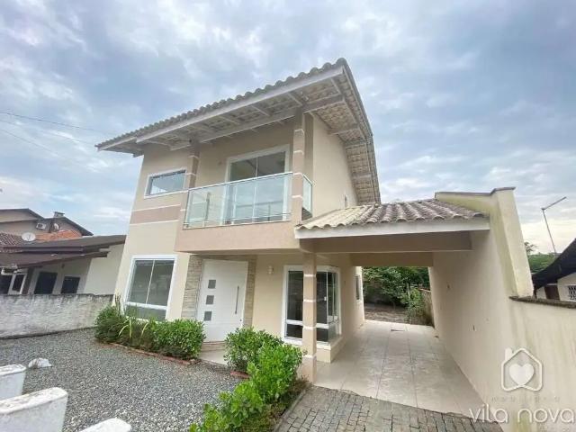 Casa / Sobrado para Venda em Joinville/SC Vila Nova 3 Quartos