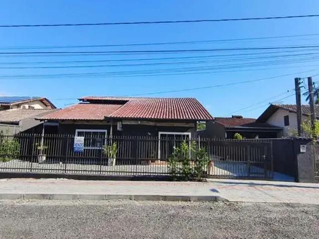 Casa / Sobrado para Venda em Joinville/SC Vila Nova 3 Quartos