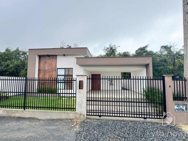 Casa / Sobrado para Venda em Joinville/SC Vila Nova 3 Quartos
