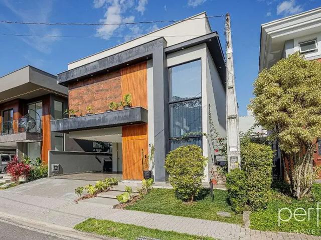 Casa / Sobrado para Venda em Joinville/SC Vila Nova 3 Quartos
