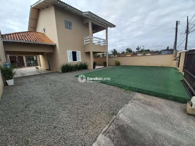 Casa / Sobrado para Venda em Joinville/SC Vila Nova 3 Quartos