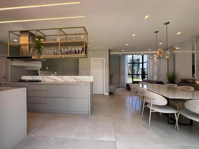 Casa / Sobrado para Venda em Joinville/SC Vila Nova 3 Quartos