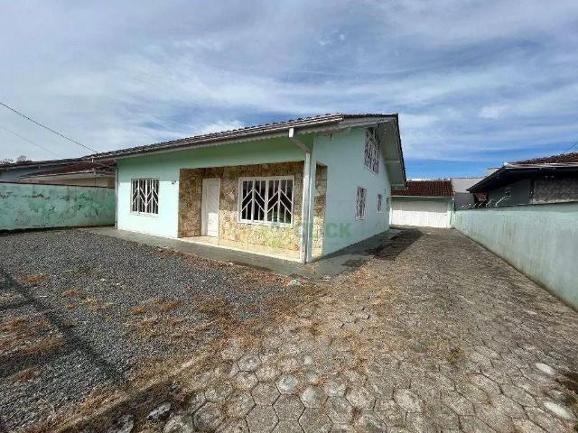 Casa / Sobrado para Venda em Joinville/SC Vila Nova 3 Quartos