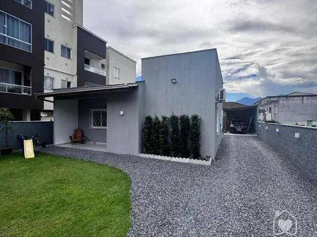 Casa / Sobrado para Venda em Joinville/SC Vila Nova 2 Quartos