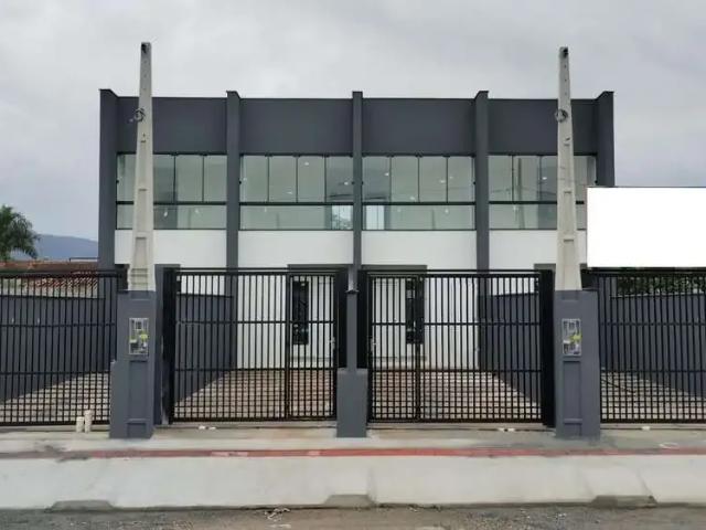 Casa / Sobrado para Venda em Joinville/SC Vila Nova 2 Quartos