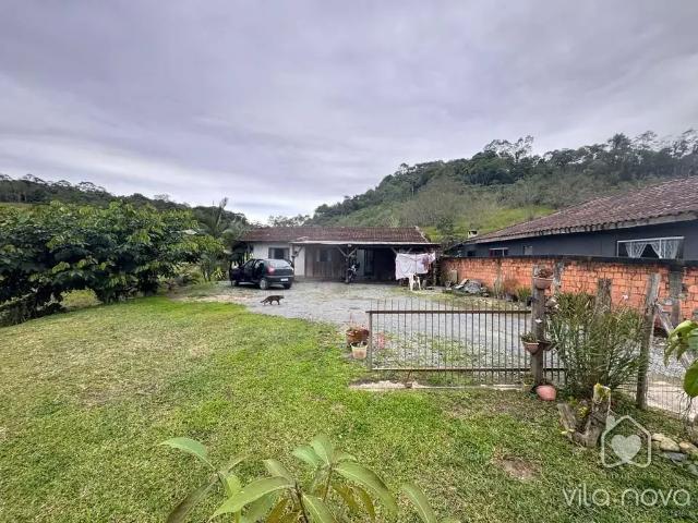 Casa / Sobrado para Venda em Joinville/SC Vila Nova 2 Quartos