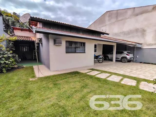 Casa / Sobrado para Venda em Joinville/SC Vila Nova 4 Quartos