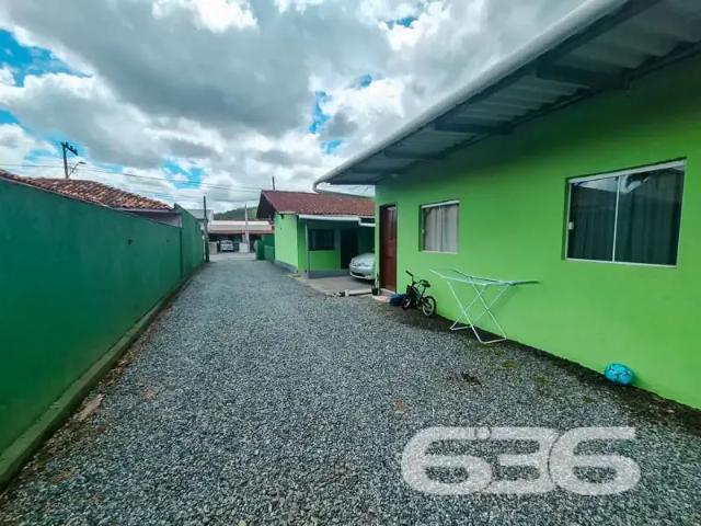 Casa / Sobrado para Venda em Joinville/SC Vila Nova 8 Quartos