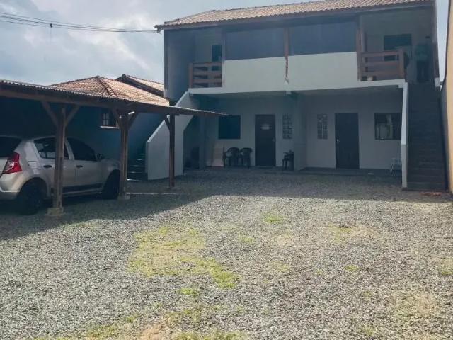 Casa / Sobrado para Venda em Joinville/SC Adhemar Garcia 4 Quartos