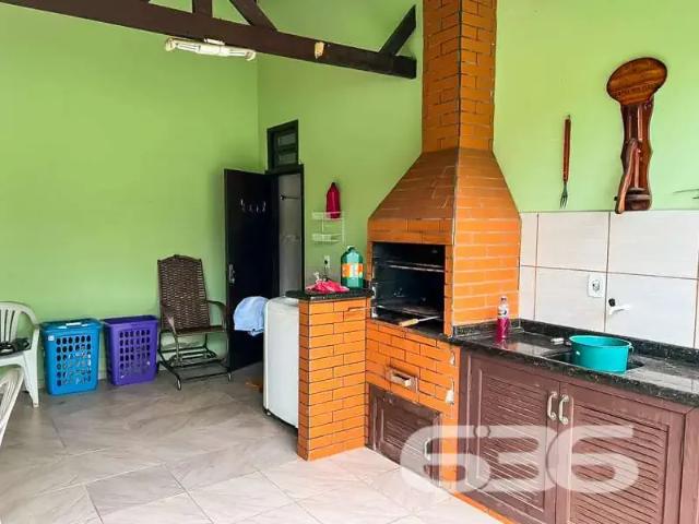 Casa / Sobrado para Venda em Joinville/SC Adhemar Garcia 5 Quartos