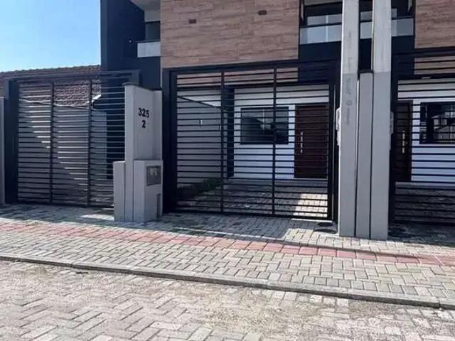 Casa / Sobrado para Venda em Joinville/SC Adhemar Garcia 2 Quartos