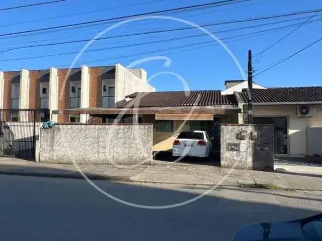 Casa / Sobrado para Venda em Joinville/SC Adhemar Garcia 3 Quartos