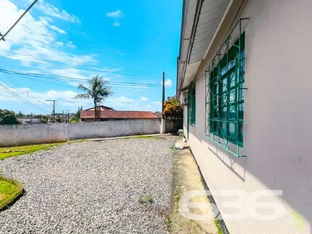 Casa / Sobrado para Venda em Joinville/SC Adhemar Garcia 3 Quartos