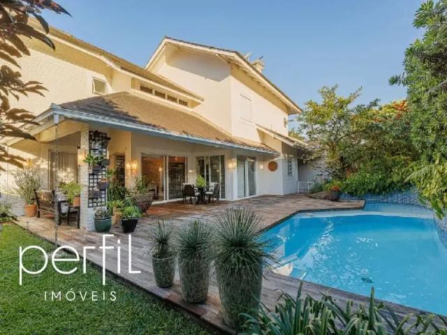 Casa / Sobrado para Venda em Joinville/SC América 3 Quartos