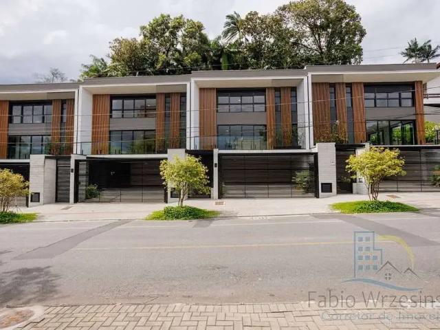 Casa / Sobrado para Venda em Joinville/SC América 3 Quartos