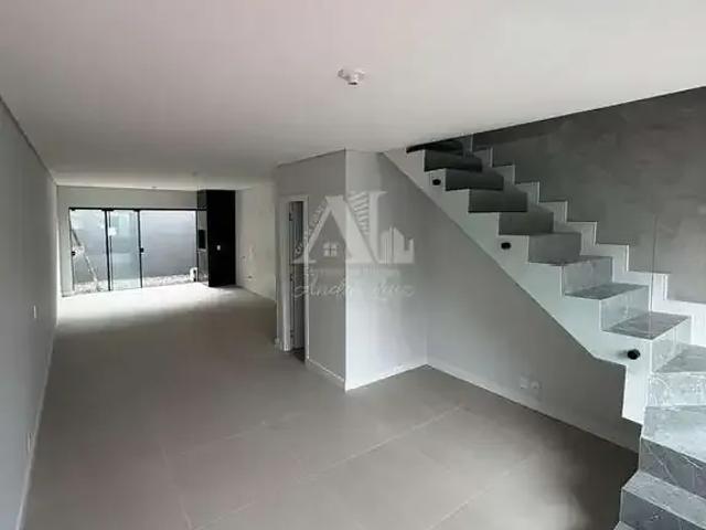 Casa / Sobrado para Venda em Joinville/SC América 3 Quartos