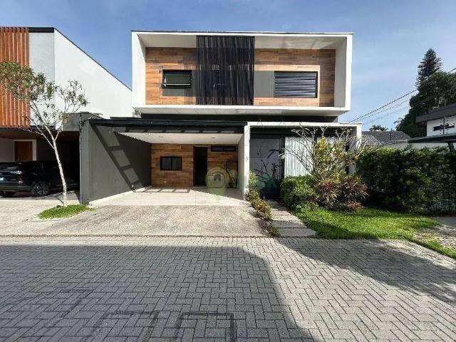 Casa / Sobrado para Venda em Joinville/SC América 3 Quartos