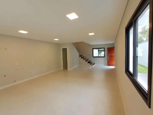Casa / Sobrado para Venda em Joinville/SC América 3 Quartos