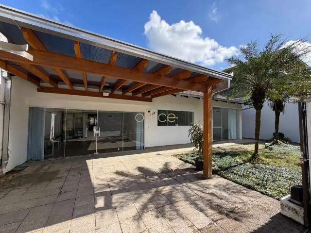 Casa / Sobrado para Venda em Joinville/SC América 3 Quartos