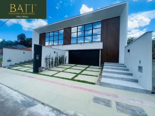 Casa / Sobrado para Venda em Joinville/SC América 3 Quartos