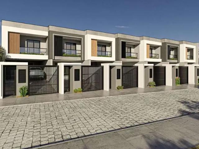 Casa / Sobrado para Venda em Joinville/SC América 3 Quartos