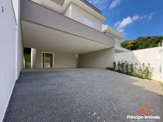 Casa / Sobrado para Venda em Joinville/SC América 4 Quartos