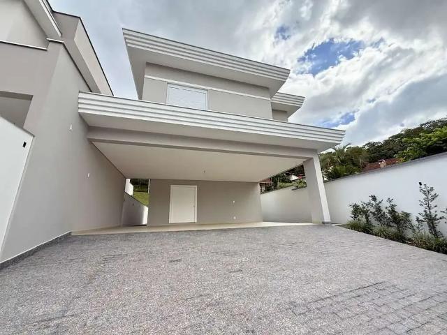 Casa / Sobrado para Venda em Joinville/SC América 4 Quartos
