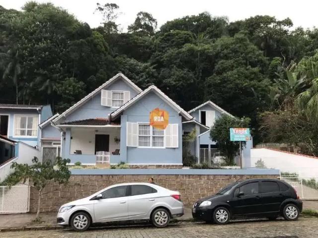 Casa / Sobrado para Venda em Joinville/SC América 4 Quartos