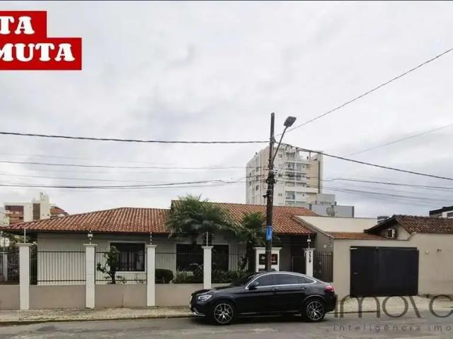 Casa / Sobrado para Venda em Joinville/SC América 5 Quartos